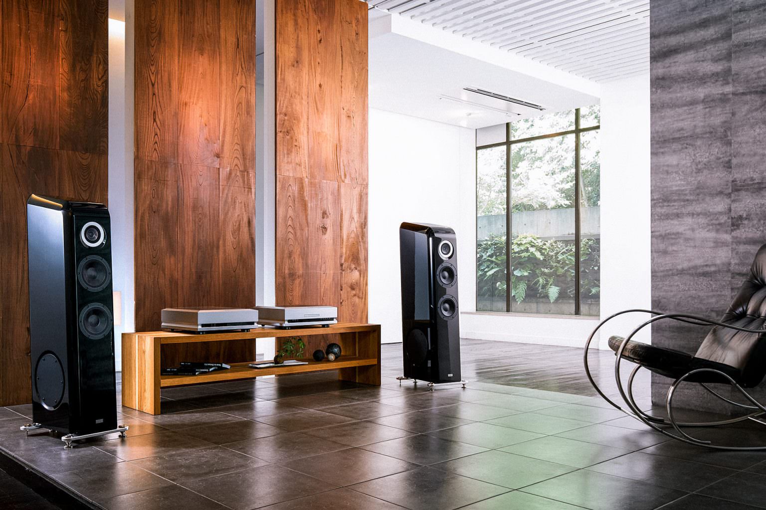 TAD E1TX Evolution Series | TAD Labs Europe